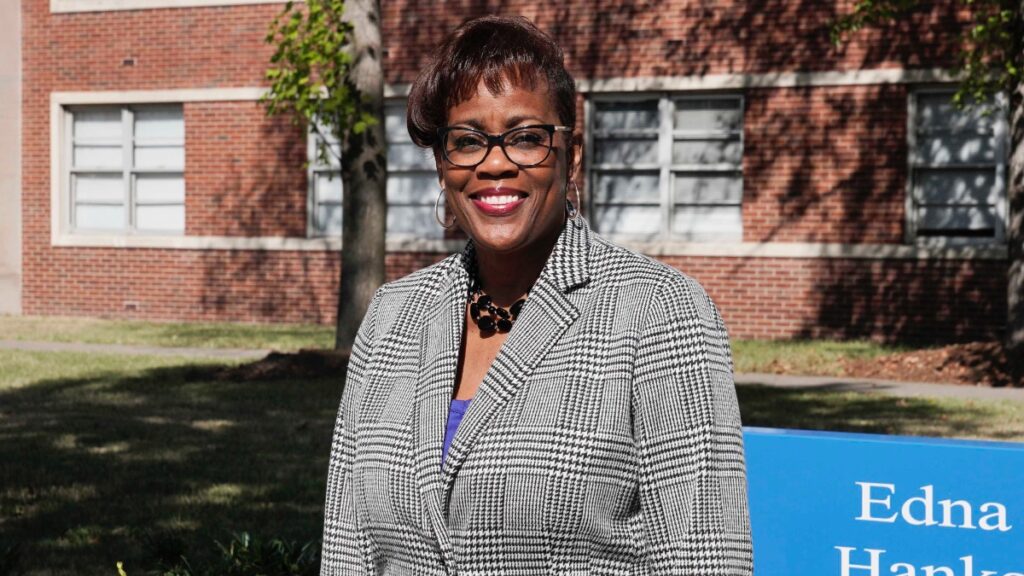 Former Tennessee State AD Teresa Phillips chosen to Tennessee Sports ...