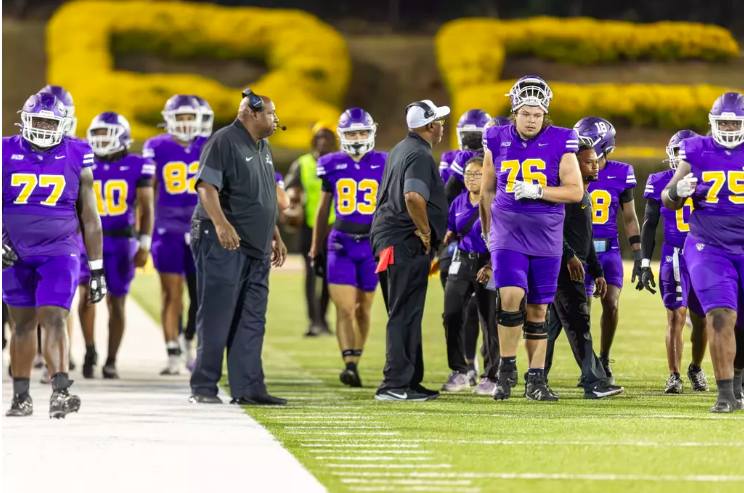 Benedict outlasts Edward Waters on a game-winning touchdown in the ...